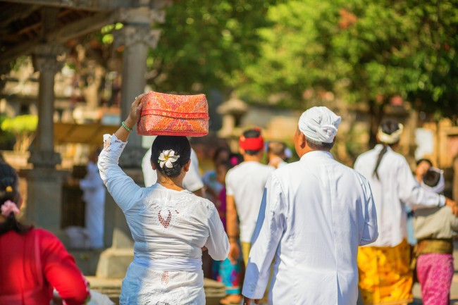 Spirit of Bali by Jassy Watson – Feminism and Religion