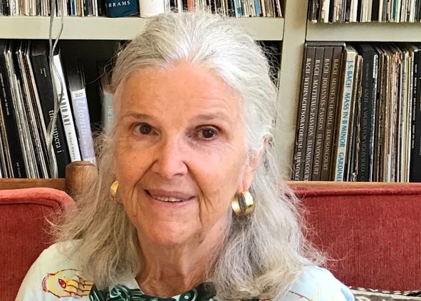 Leonora Carrington’s THE HEARING TRUMPET – Book Review by Sally Abbott ...